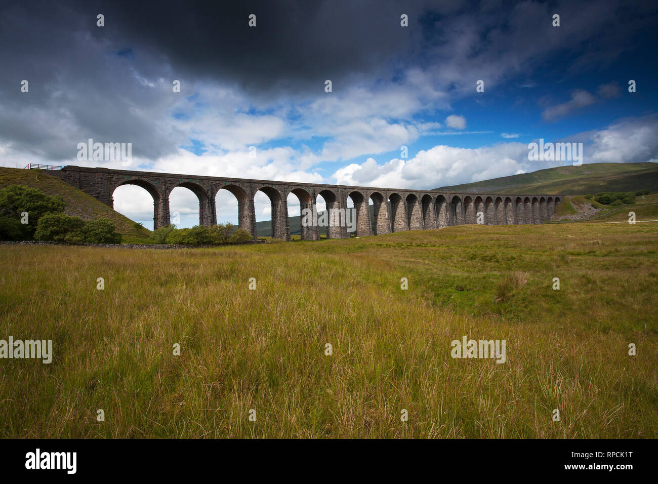 Grade 11 listed viaduct hi-res stock photography and images - Alamy