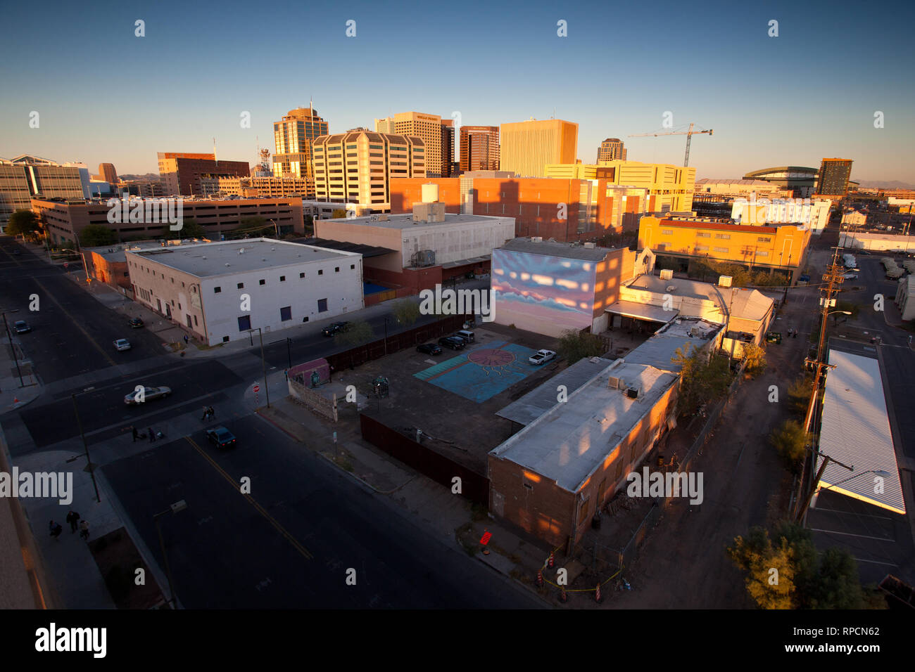 Downtown phoenix skyline hi-res stock photography and images - Alamy