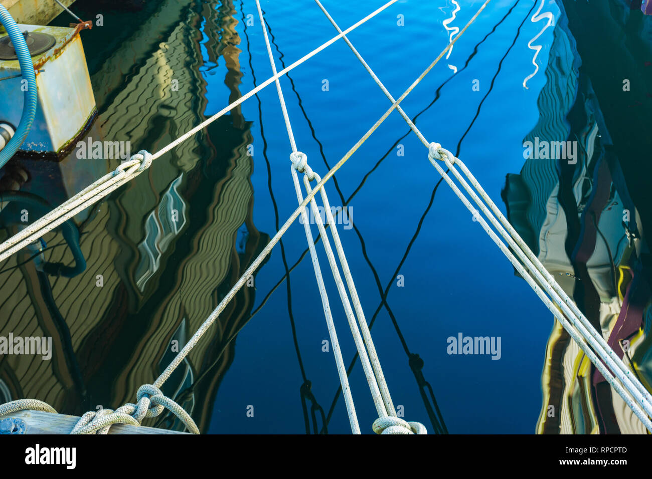 Overcrowded houses hi-res stock photography and images - Alamy