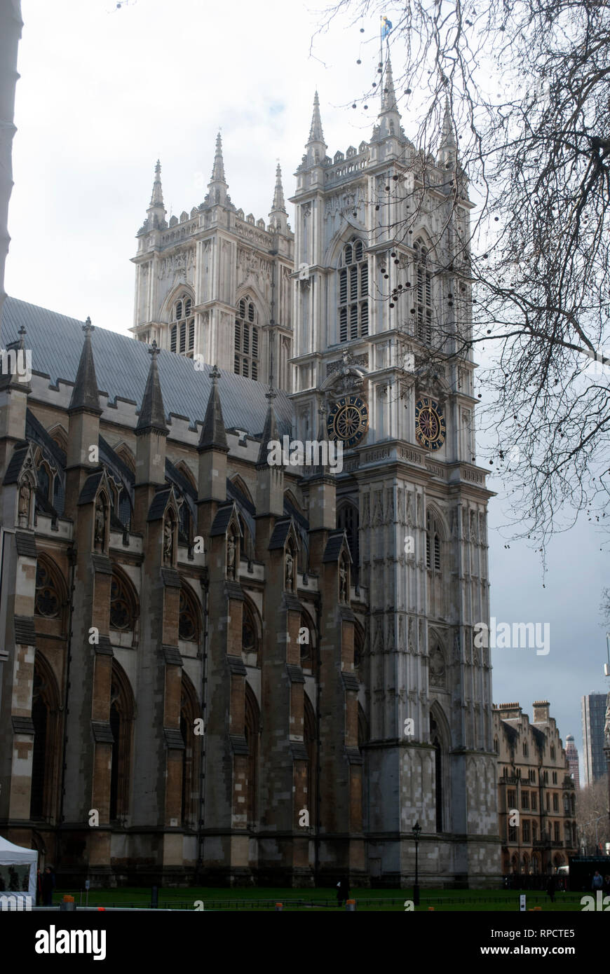 Gothic abby hi-res stock photography and images - Alamy