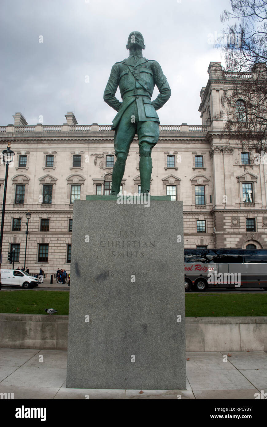 Statue Of Jan Christian Smuts High Resolution Stock Photography and ...