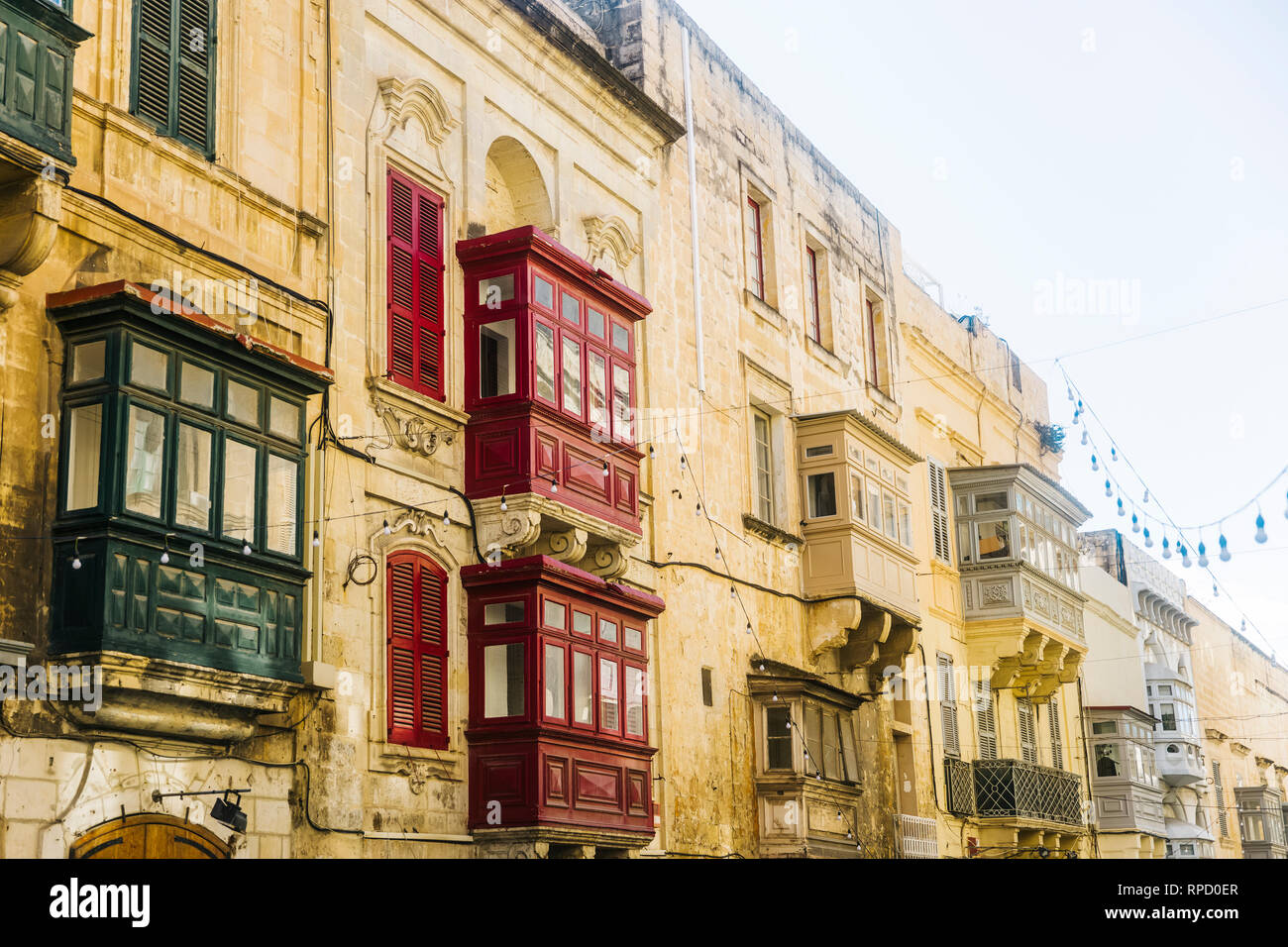 Old beautiful houses in the centre of the capital city Valetta in Malta ...