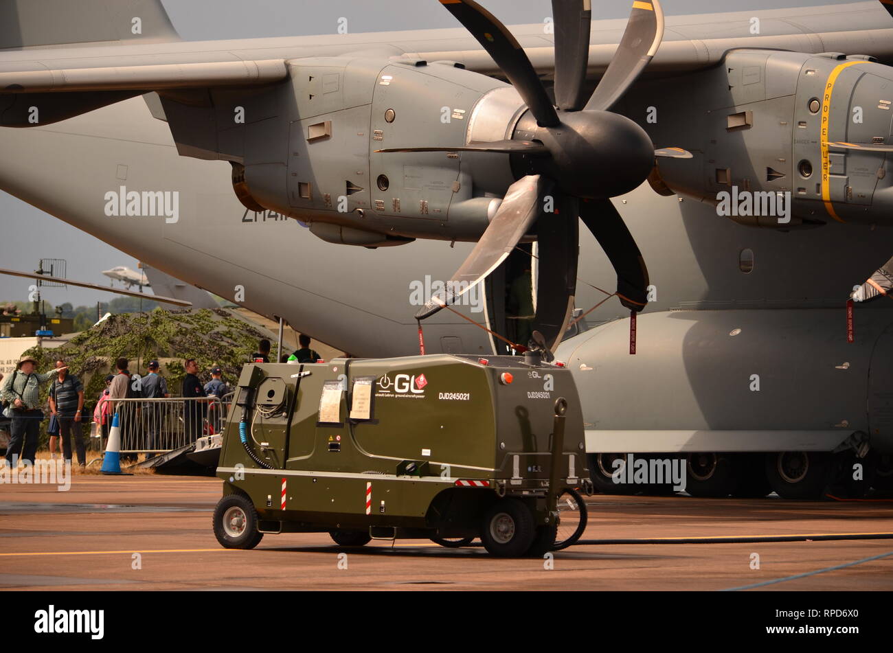 Tactical military transport aircraft hi-res stock photography and ...