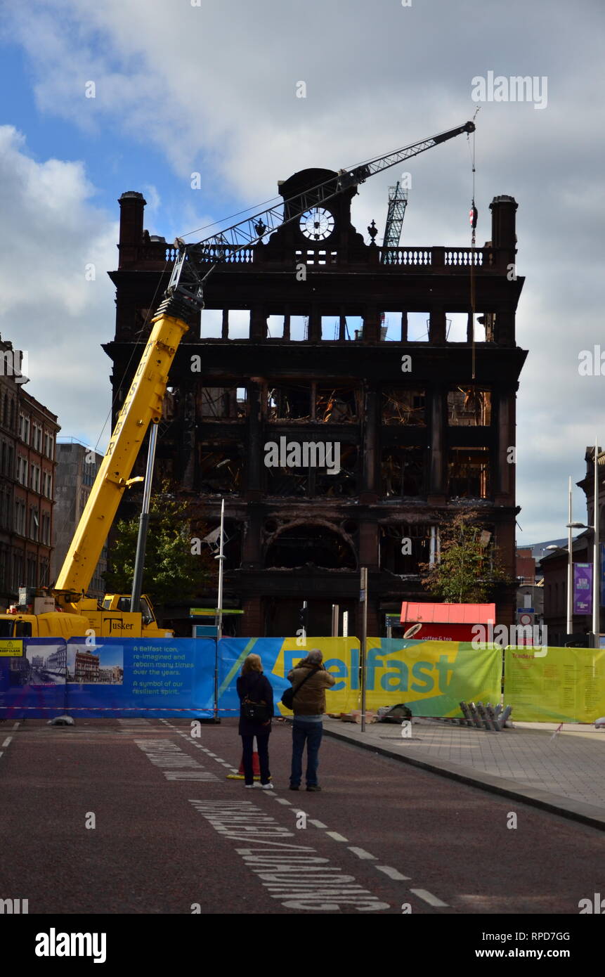 Five storey department store hi-res stock photography and images - Alamy