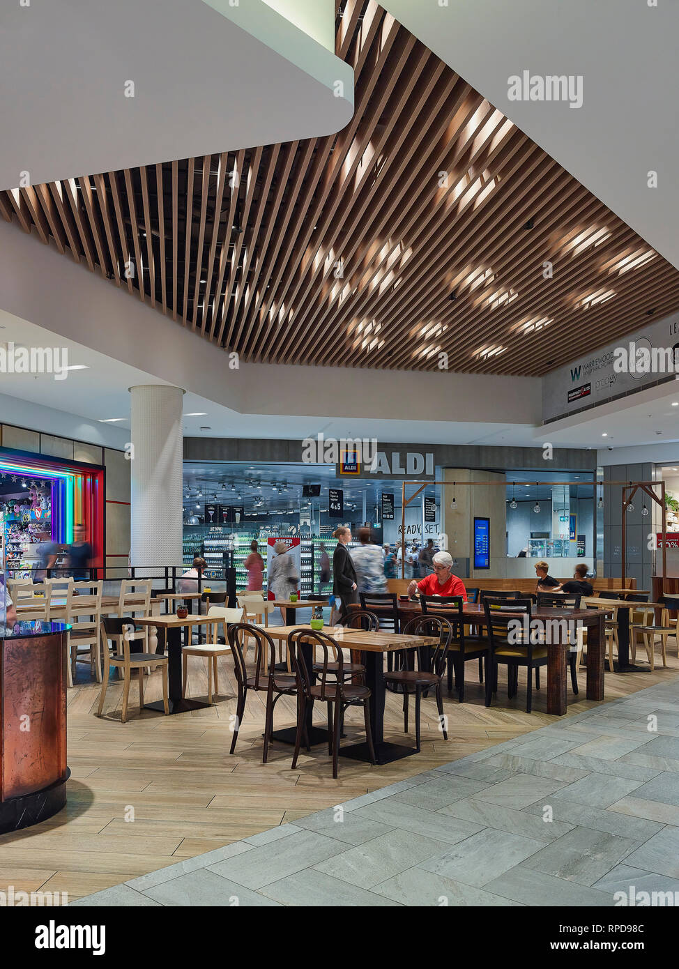 Cafe within shopping mall and feature ceiling. Warriewood Square ...