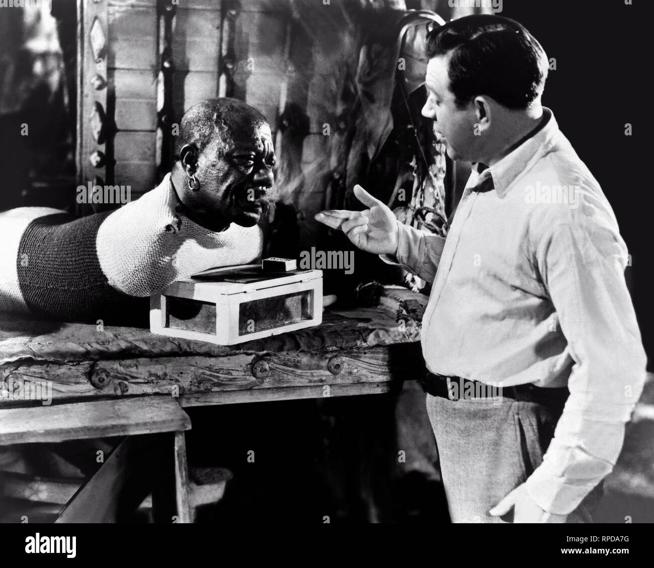 Hercules film still hi-res stock photography and images - Alamy