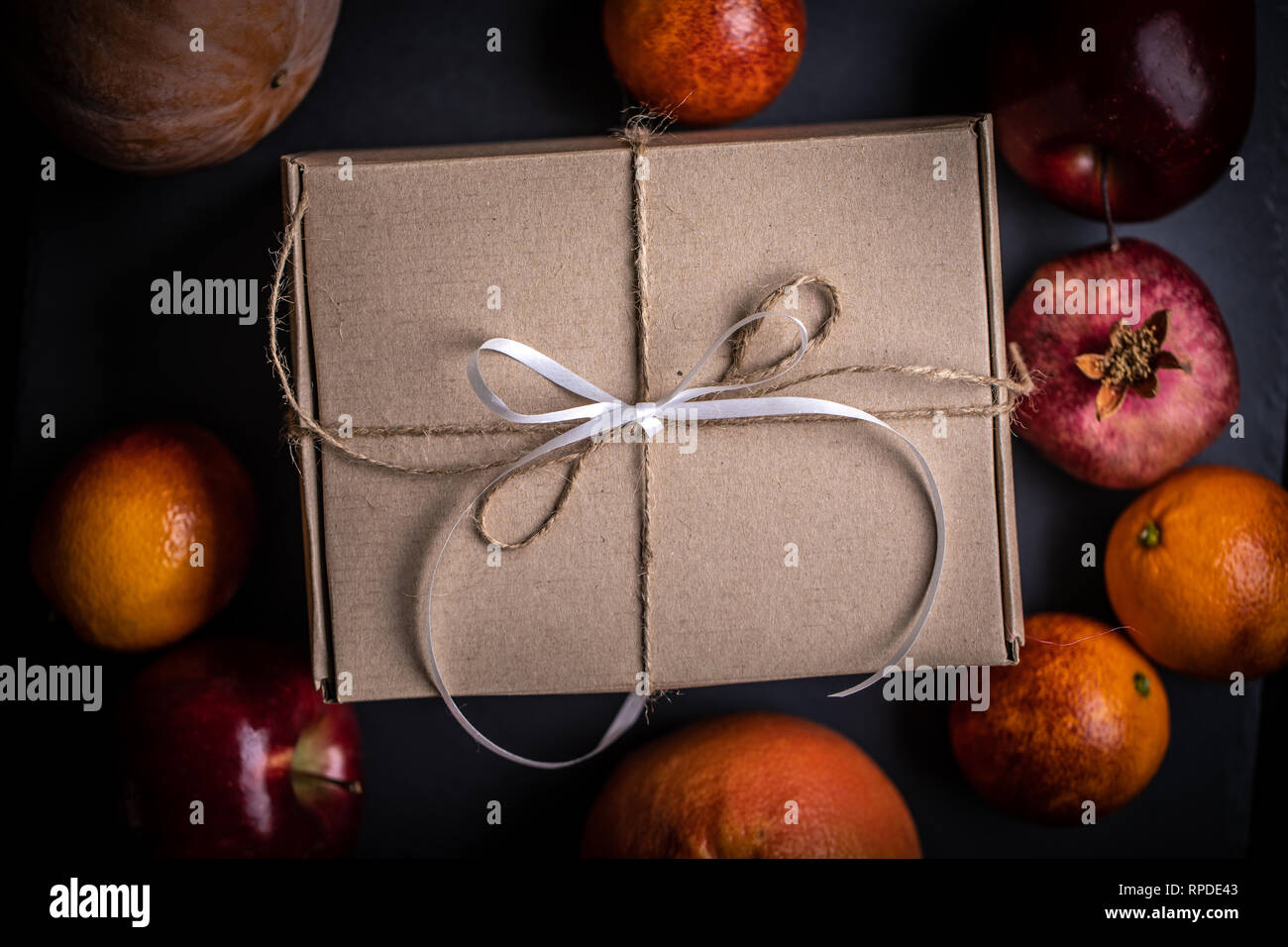 Fresh fruit gift box hi-res stock photography and images - Alamy