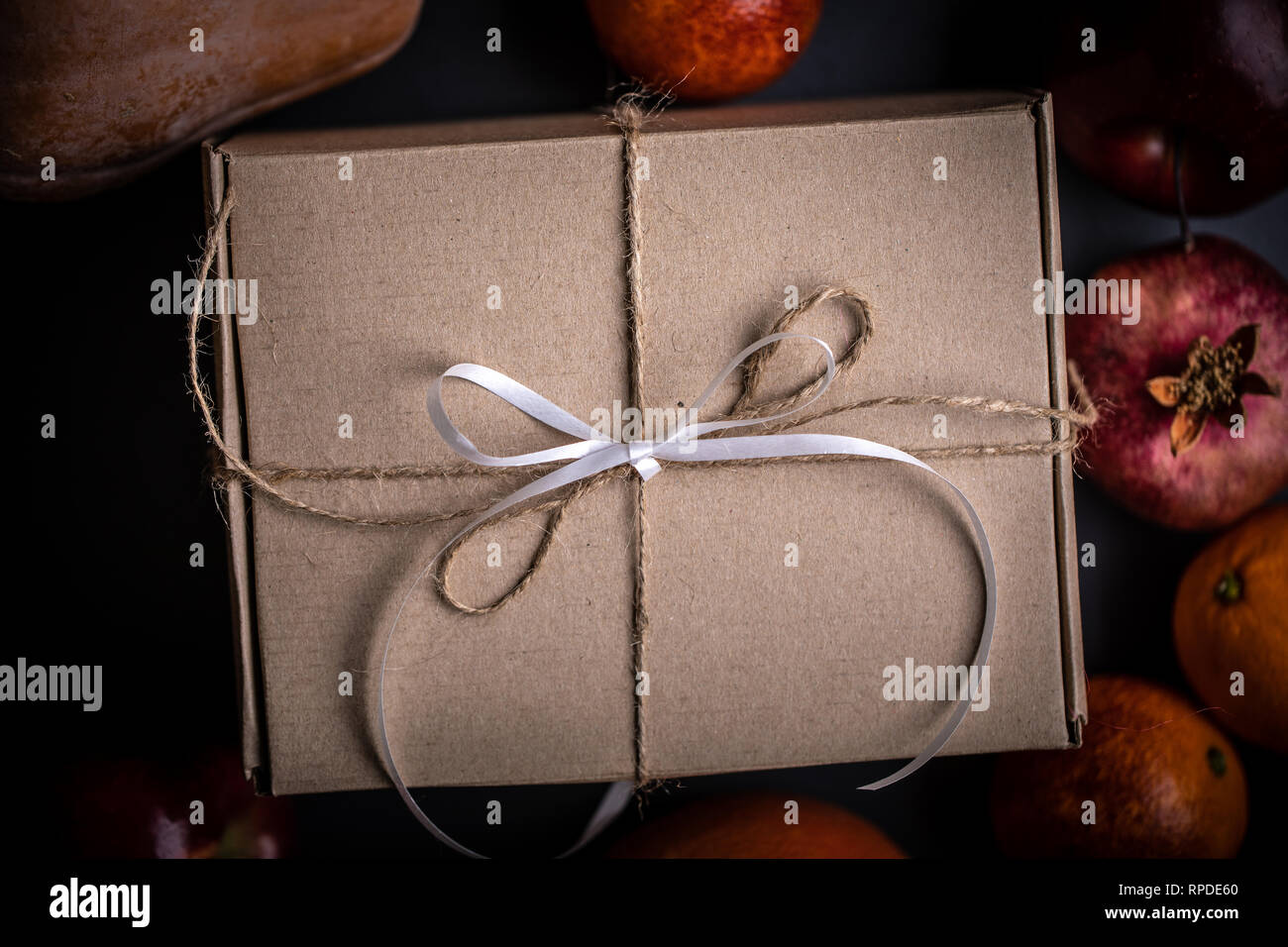 Fresh fruit gift box hi-res stock photography and images - Alamy