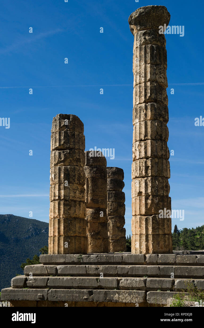 Ancient delphi greece hi-res stock photography and images - Alamy