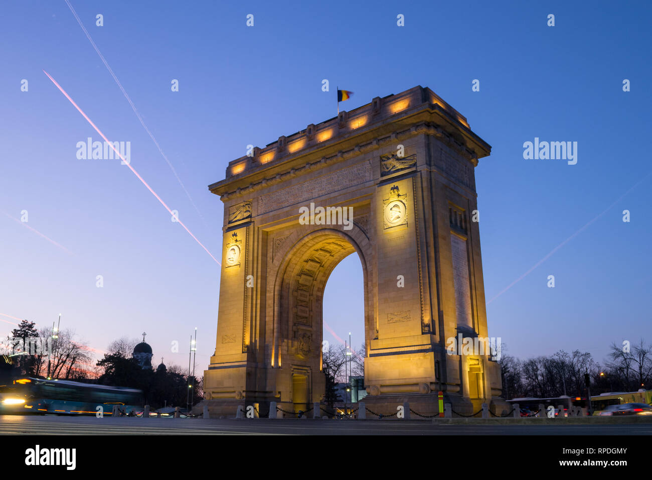 Arch triumph bucharest romania hi-res stock photography and images - Alamy