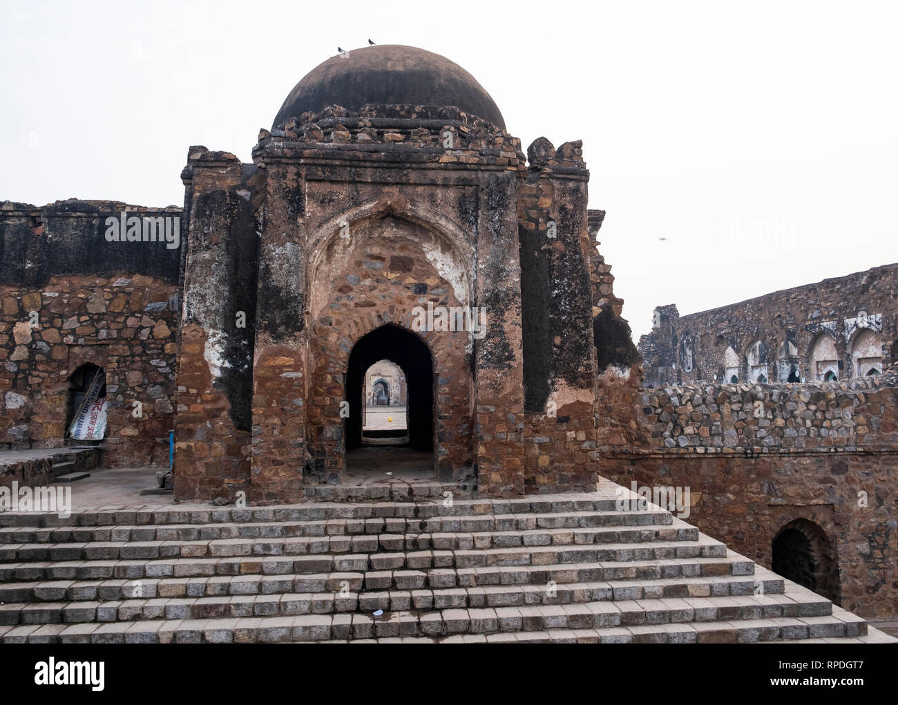 Jami Masjid, Feroz Shah Kotla Stock Photo - Alamy Jami Masjid, Feroz Shah Kotla Stock Photo - Alamy