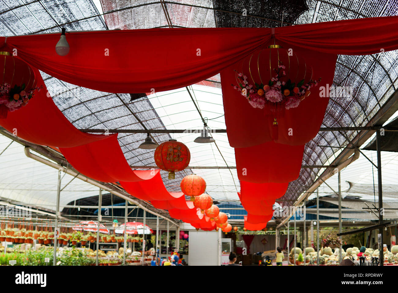 close up Beautiful traditional Chinese Lantern lamp background in red ...