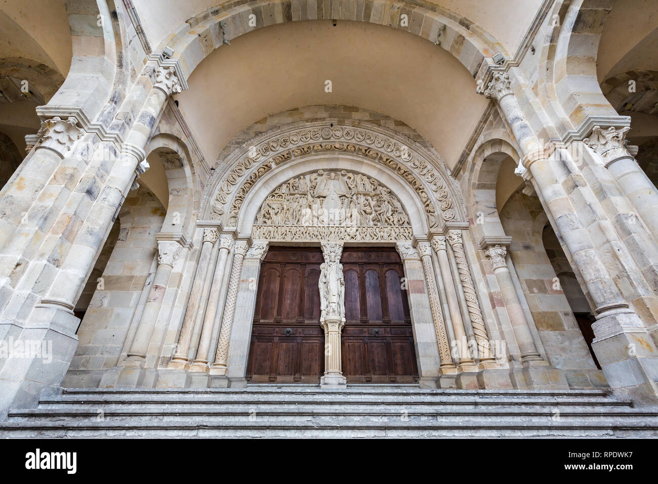 Last Judgement Tympanum by Gislebertus in Autun Cathedral, Burgundy ...