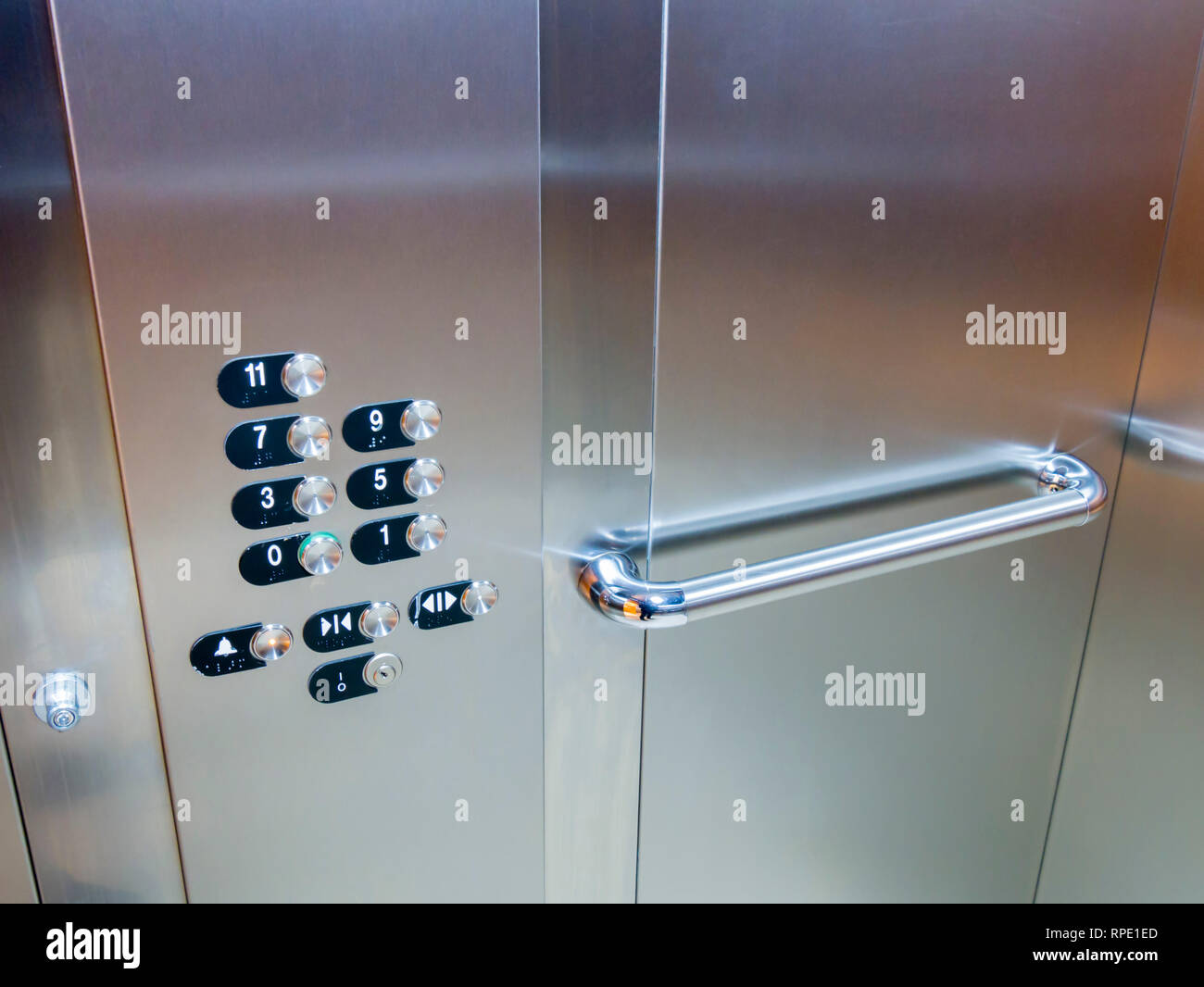 lift elevator interior Stock Photo - Alamy