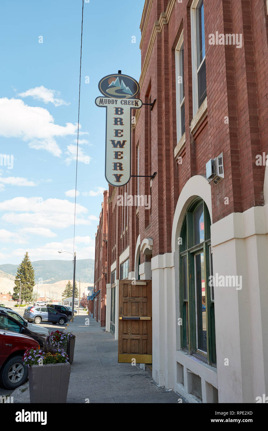 Creek signs hi-res stock photography and images - Alamy