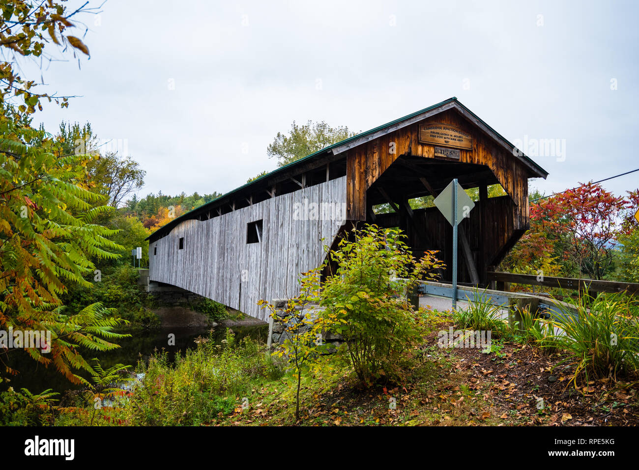 Covered bridge with flowers hi-res stock photography and images - Alamy