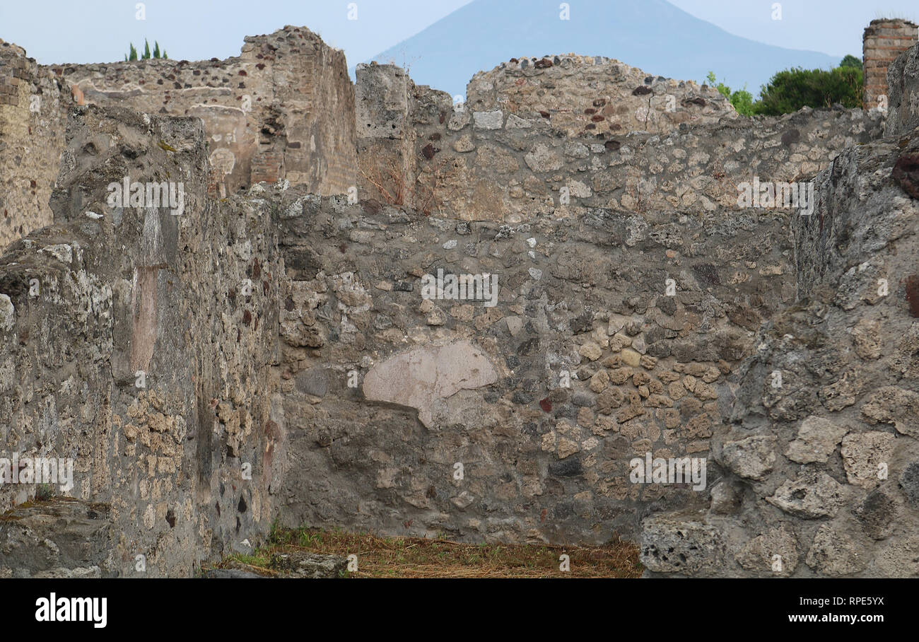 Volvano hi-res stock photography and images - Alamy