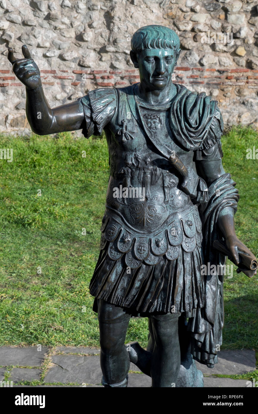 Statue roman emperor trajan tower hi-res stock photography and images ...