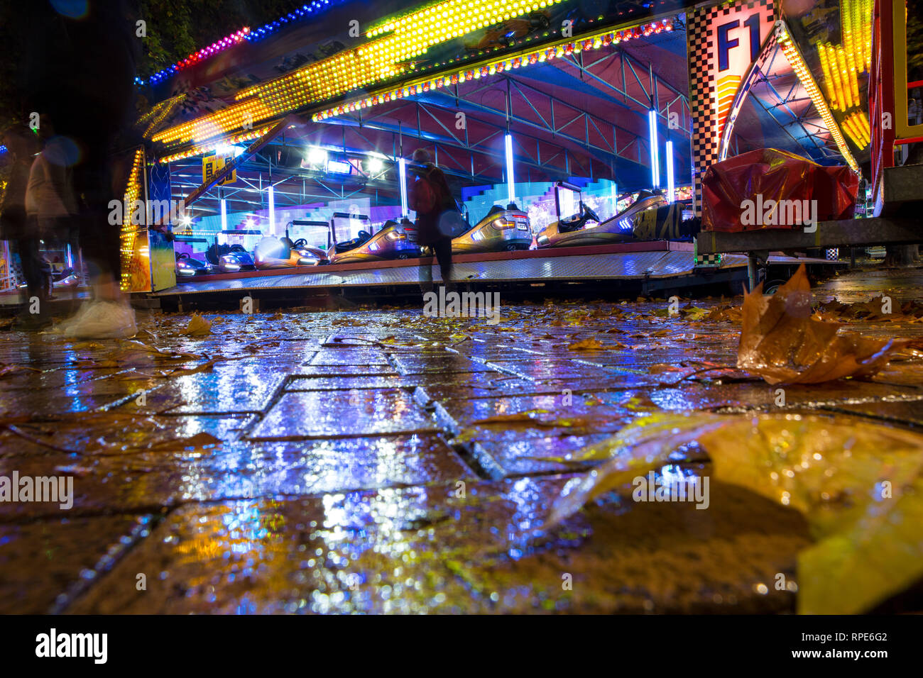 Funfair / fairground ride spinning lights Stock Photo - Alamy