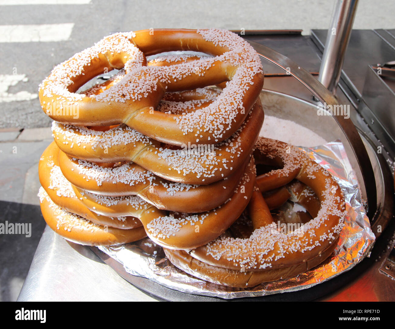 Pretzels food stall hi-res stock photography and images - Alamy