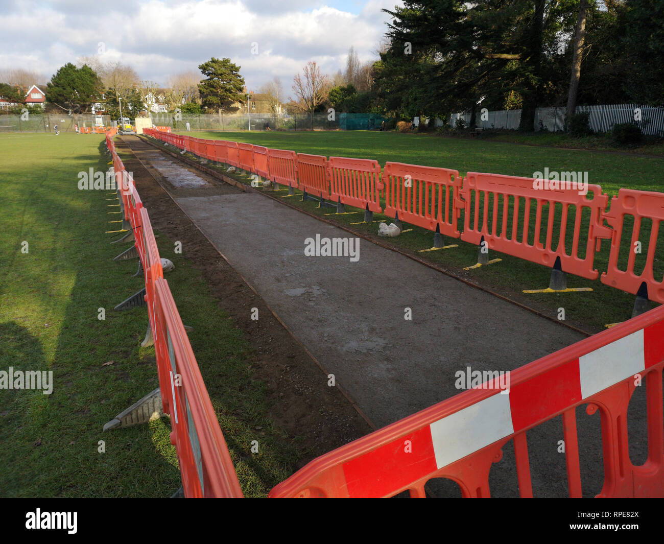 Footpath building hi-res stock photography and images - Alamy