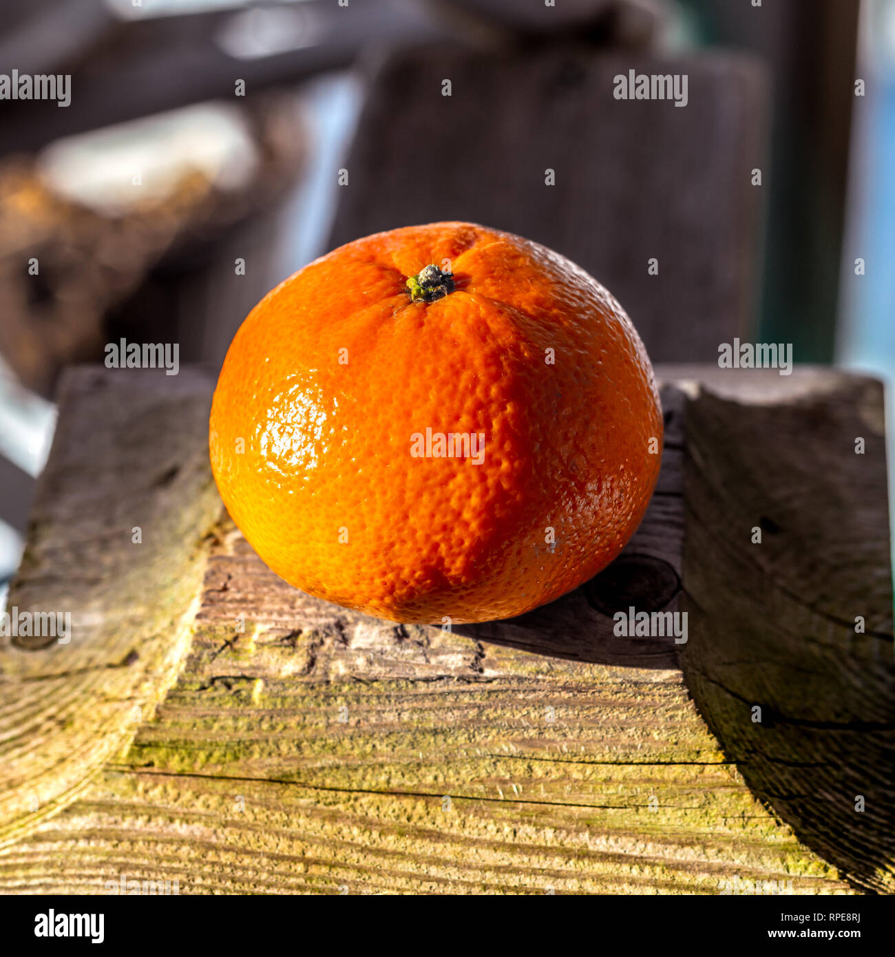 Ripe clementine hi-res stock photography and images - Alamy