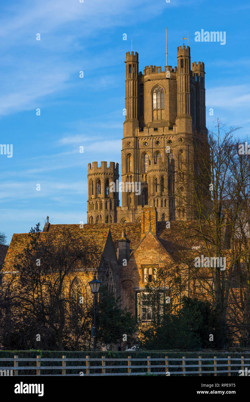 Cambridge dusk architecture hi-res stock photography and images - Alamy