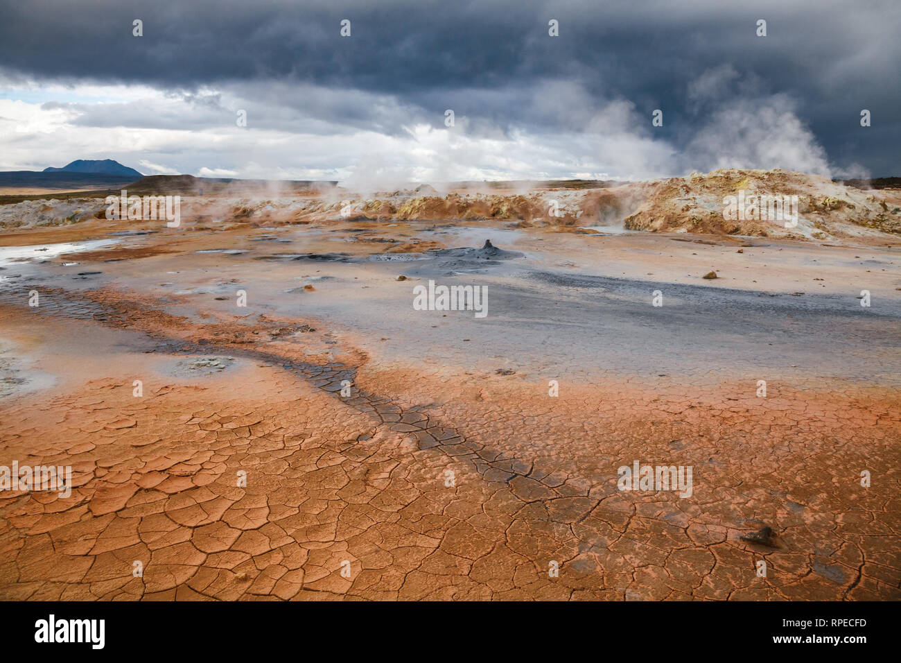 Steaming soil hi-res stock photography and images - Alamy