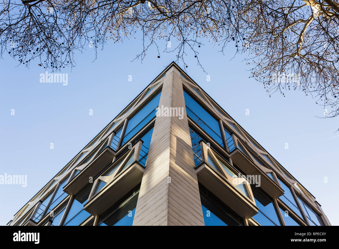 picture of the corner of a modern building Stock Photo - Alamy
