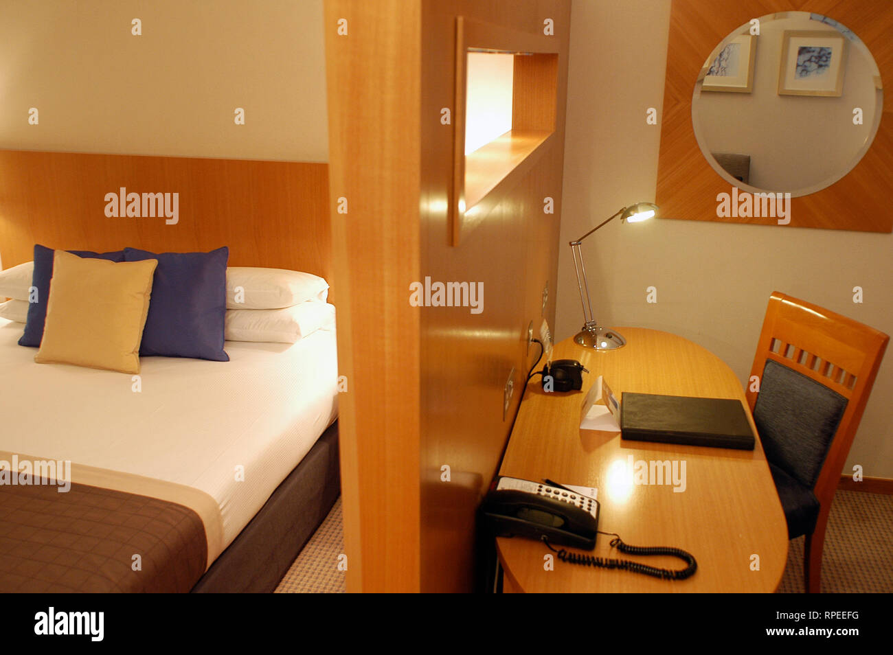 Radisson blu hotel glasgow hi-res stock photography and images - Alamy