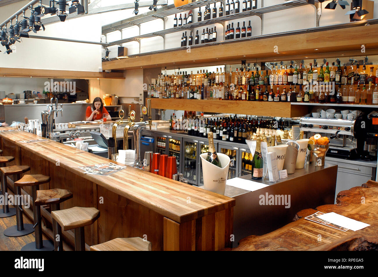 Café gandolfi glasgow hi-res stock photography and images - Alamy