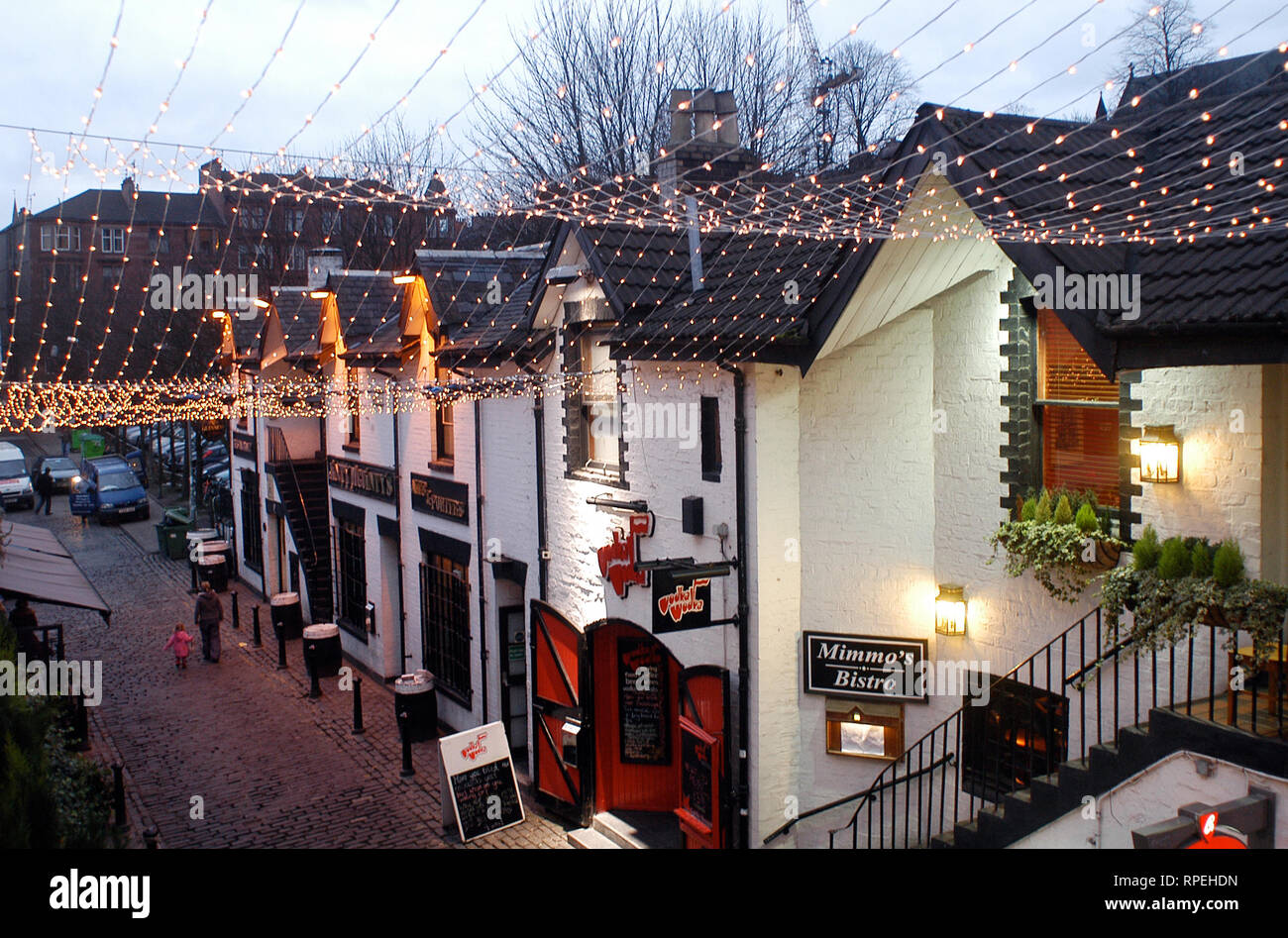 Ashton lane glasgow scotland hi-res stock photography and images - Alamy