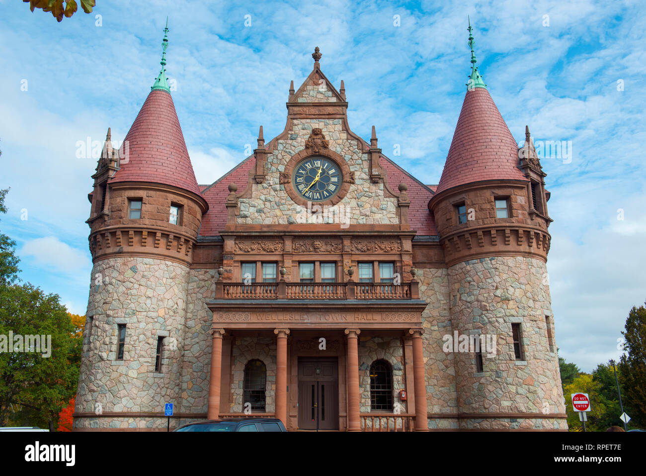 Richardsonian romanesque style hi-res stock photography and images - Alamy