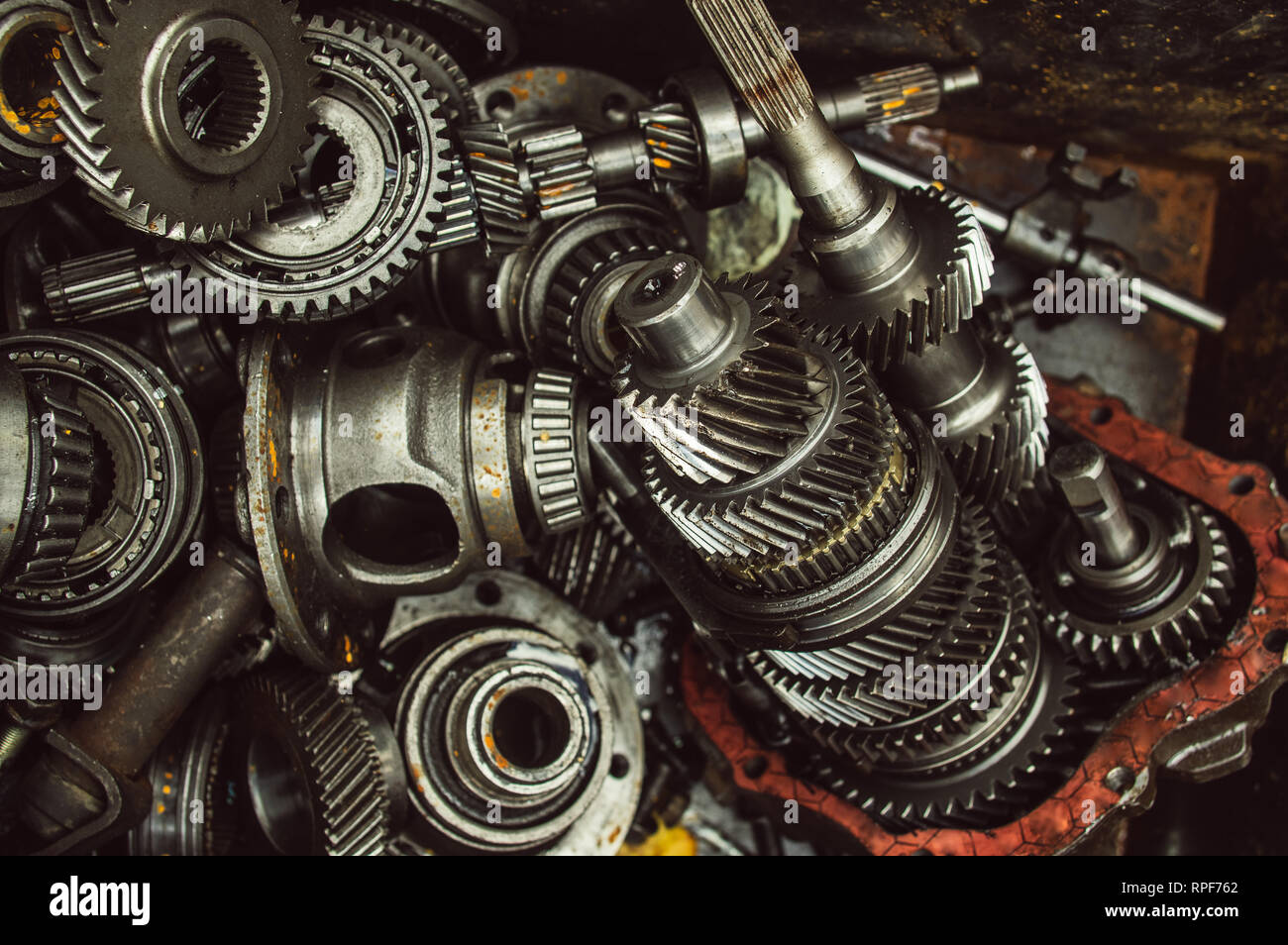Broken gears hi-res stock photography and images - Alamy