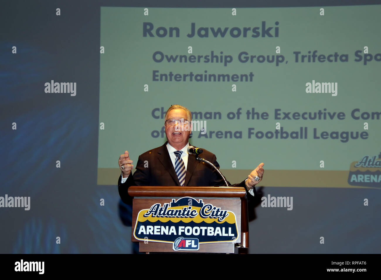 Boardwalk hall arena hi-res stock photography and images - Alamy