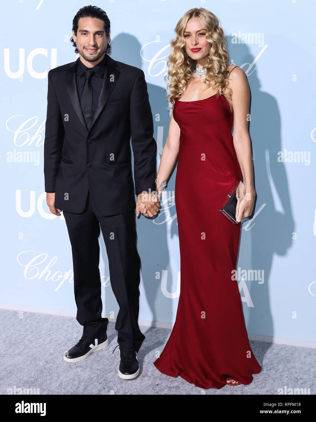 Benjamin Larretche and model Petra Nemcova arrive at the 2019 Hollywood ...
