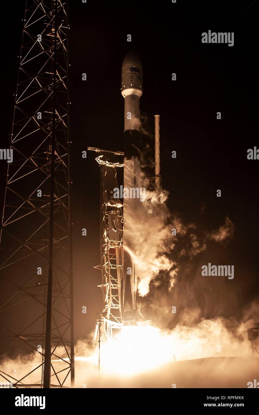 Beresheet spaceil hi-res stock photography and images - Alamy