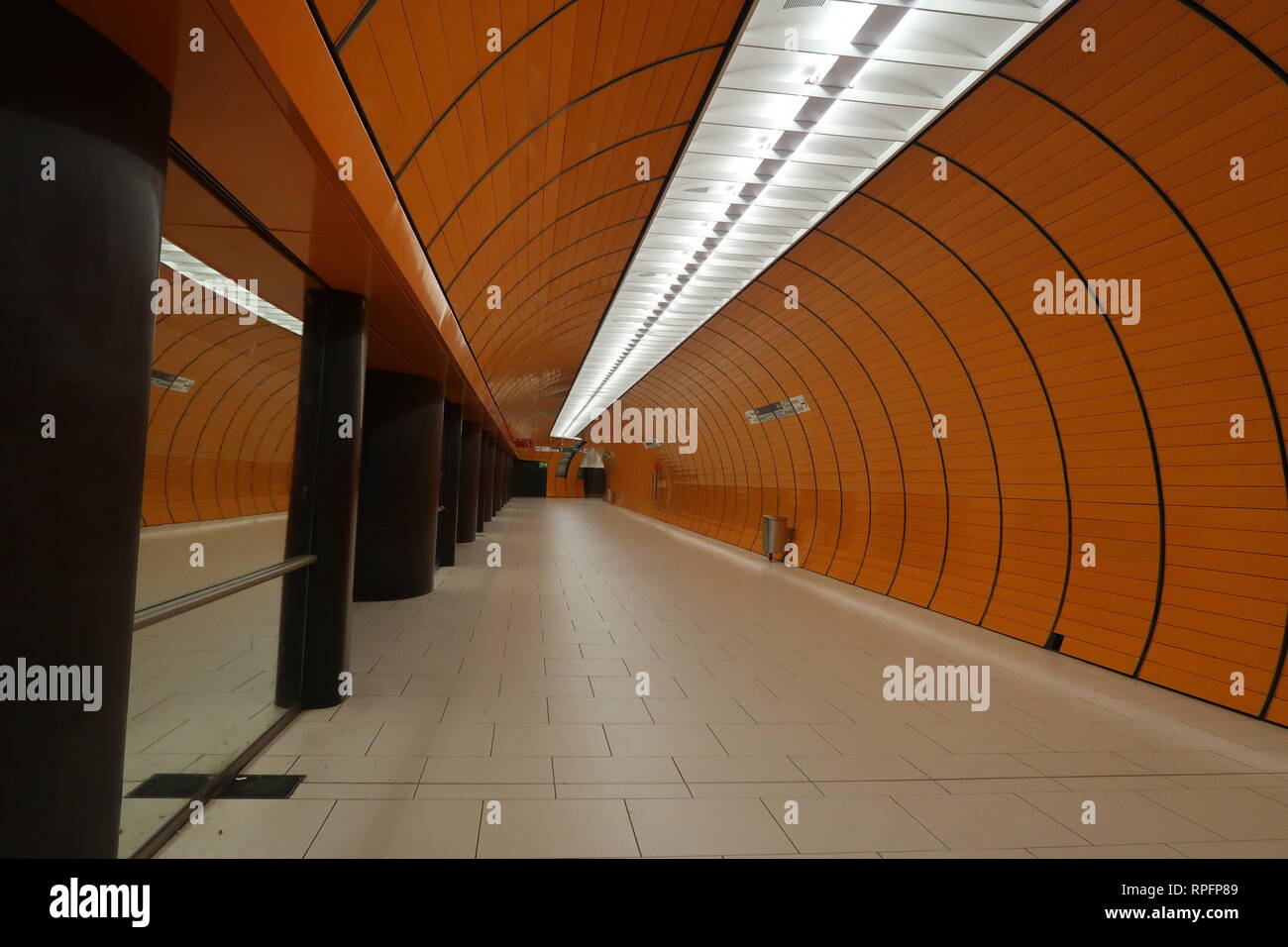 Marienplatz Munich metro station Stock Photo - Alamy