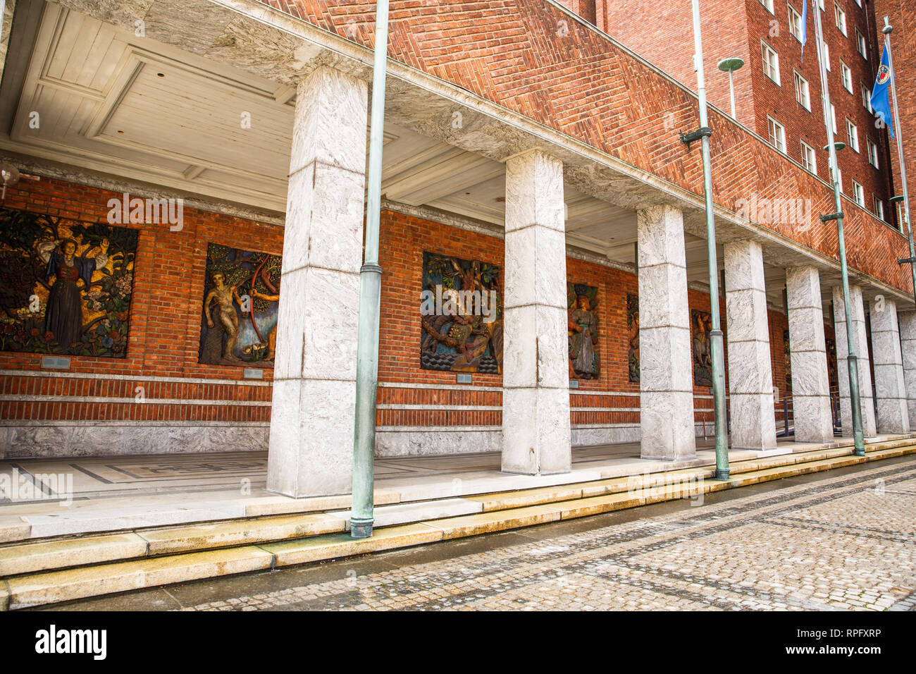 Oslo city hall building landmark hi-res stock photography and images ...
