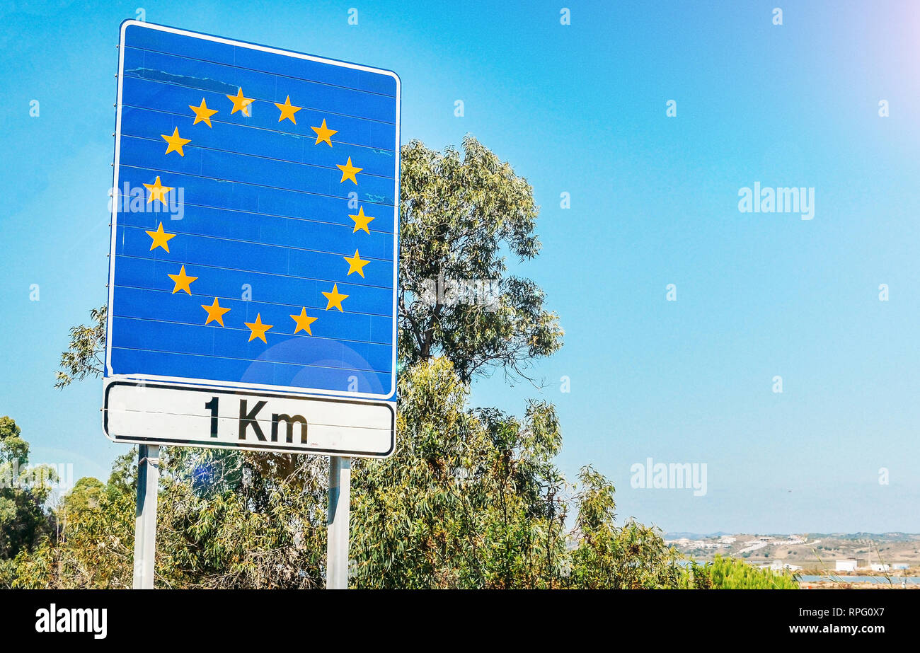 Border marker country hi-res stock photography and images - Alamy