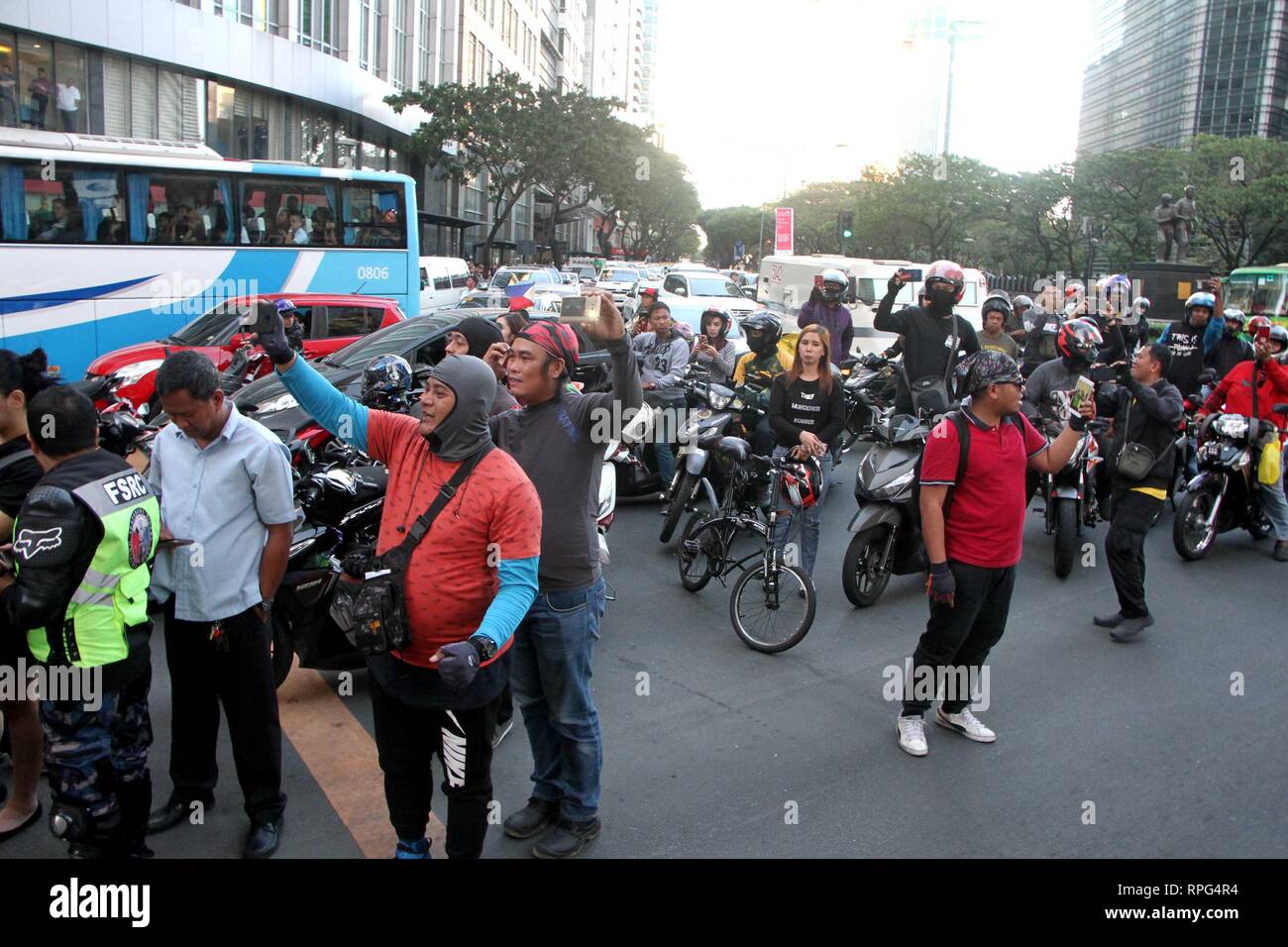 Philippines. 21st Feb, 2019. Thousands of Filipino crowd enjoyed taking ...