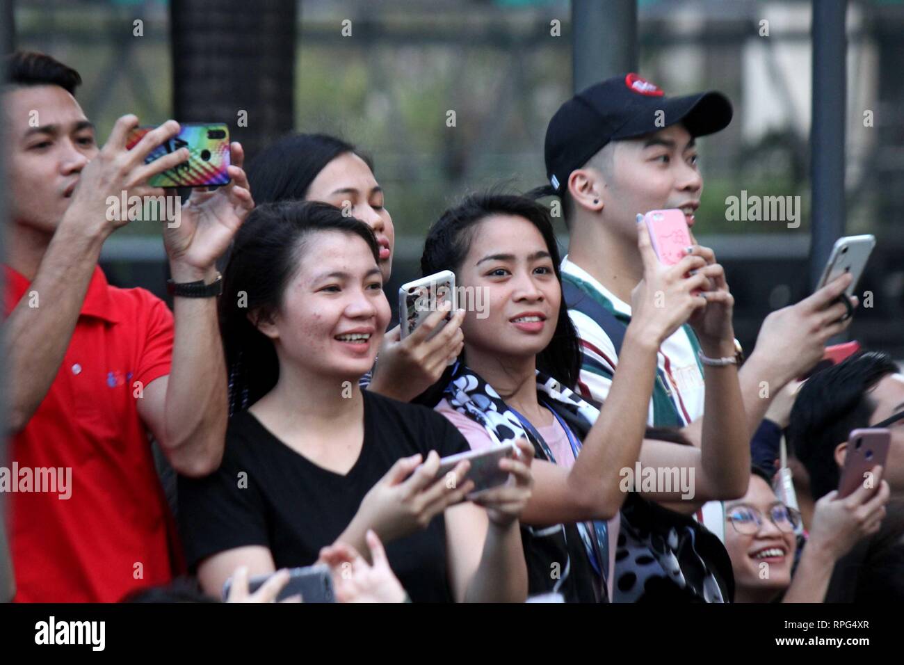 Philippines. 21st Feb, 2019. Thousands of Filipino crowd enjoyed taking ...