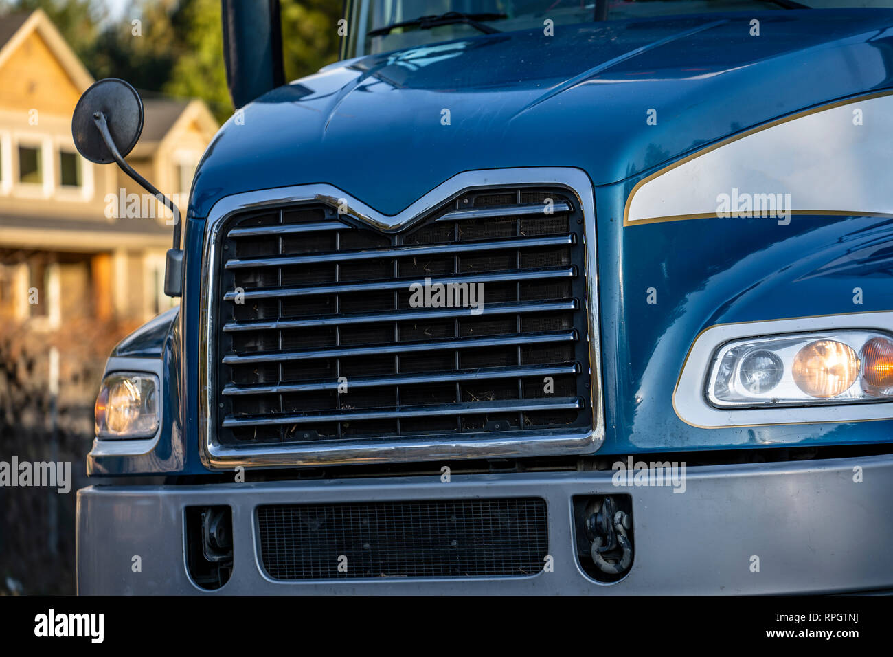 Dark blue commercial long haul American logistic freight leader ...