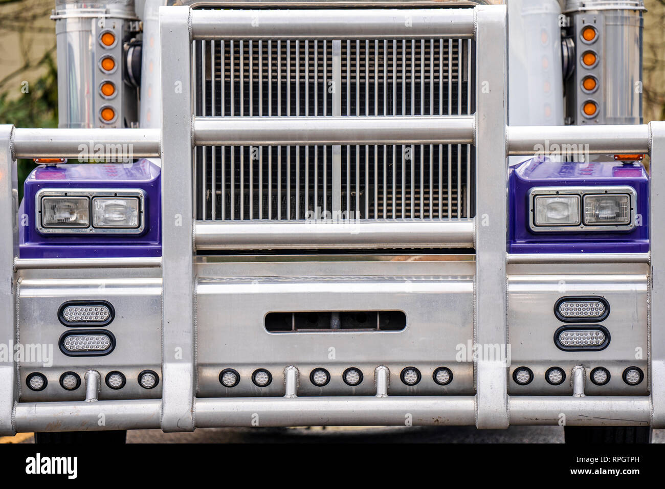 Dark blue commercial long haul American logistic freight leader ...