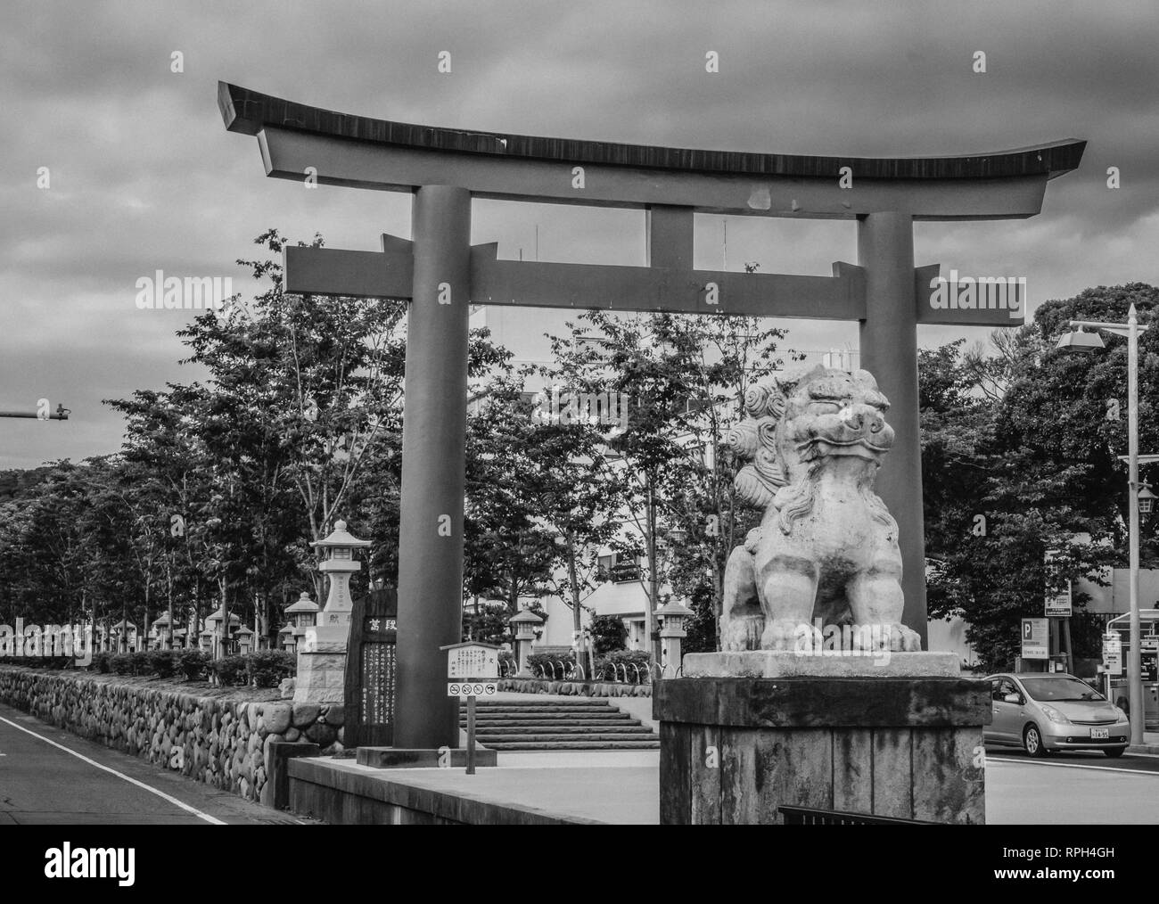 Torii gate Black and White Stock Photos & Images - Alamy