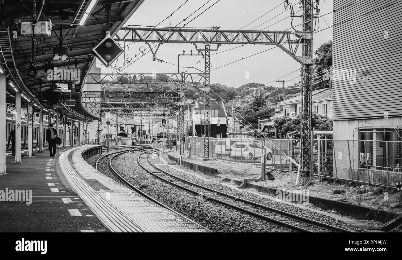 The railway tracks and platforms at Kamakura Station - TOKYO / JAPAN ...