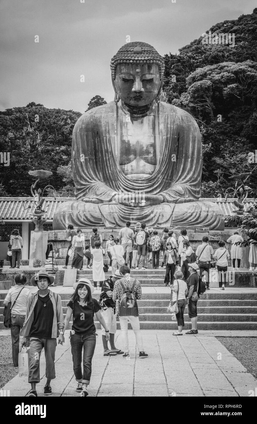 Most famous landmark in Kamakura - The Great Buddha Daibutsu - TOKYO ...