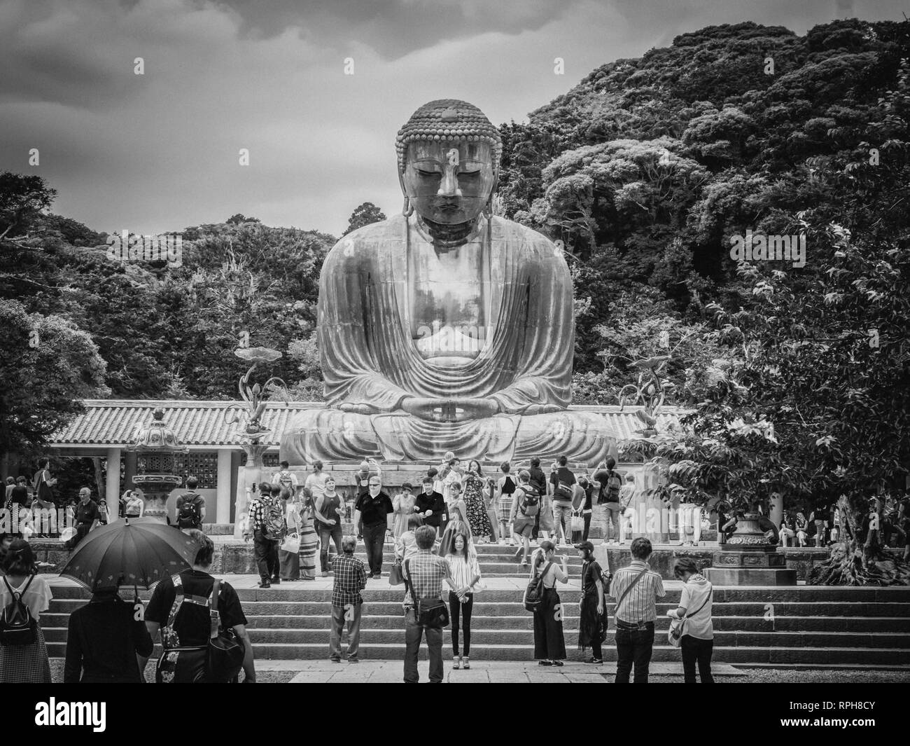 Most famous landmark in Kamakura - The Great Buddha Daibutsu - TOKYO ...