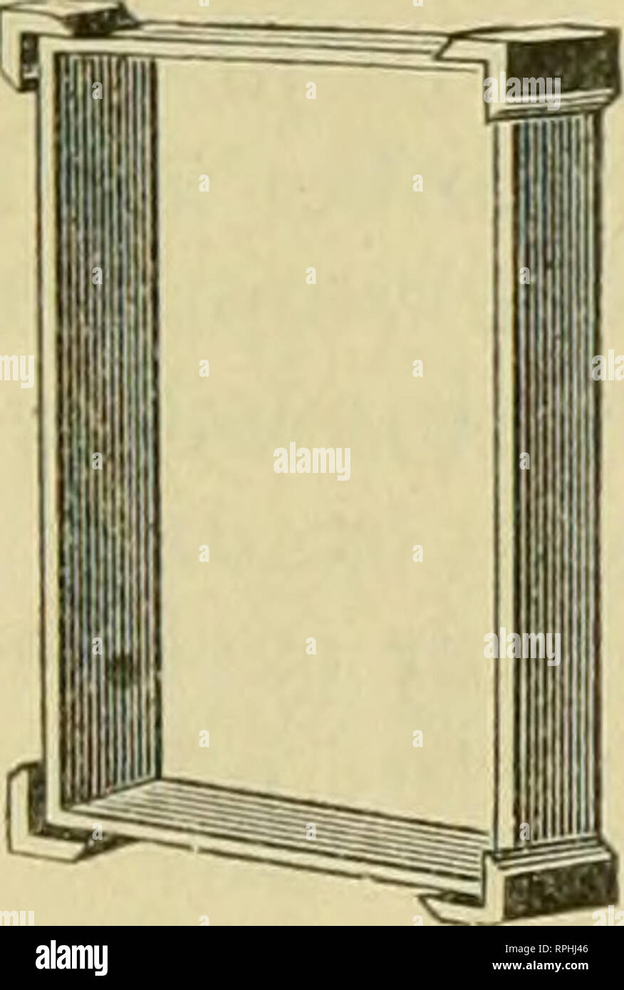 Hole between boards hi-res stock photography and images - Alamy