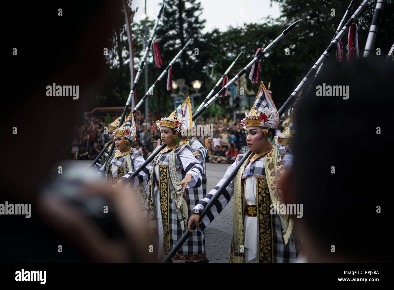 Baris bali dancer hi-res stock photography and images - Alamy